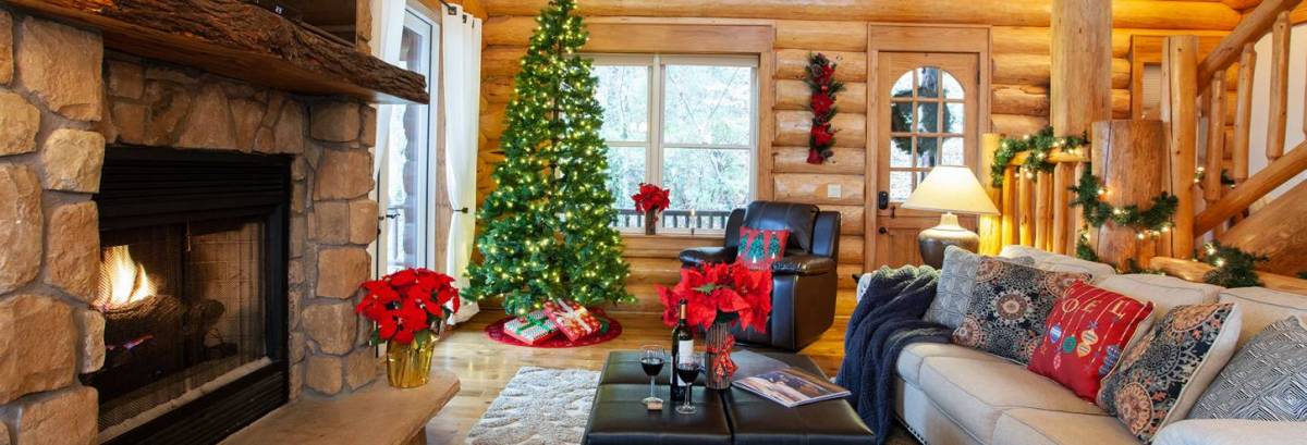 Cabins with Holiday Decorations | Greybeard Rentals